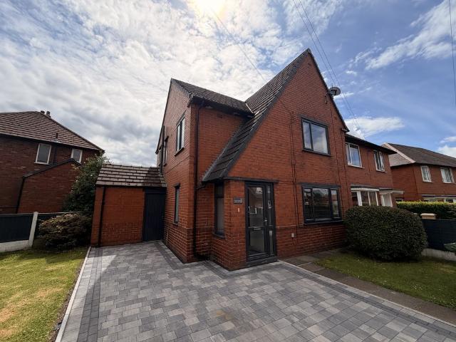 3 Bed Semi Detached House for rent
