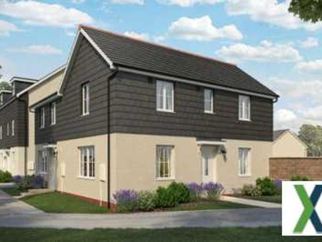 3 bed semi detached house for sale