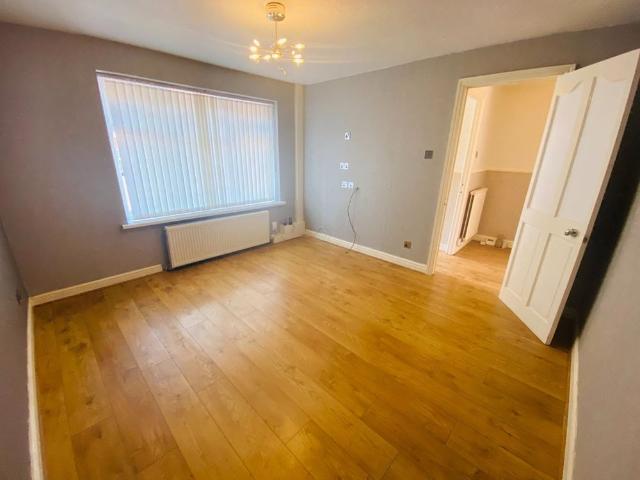3 Bed Semi Detached House, Gertrude Close, M5