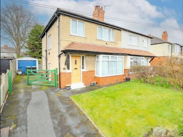 3 Bed Semi Detached House, Gipton Wood Crescent, LS8