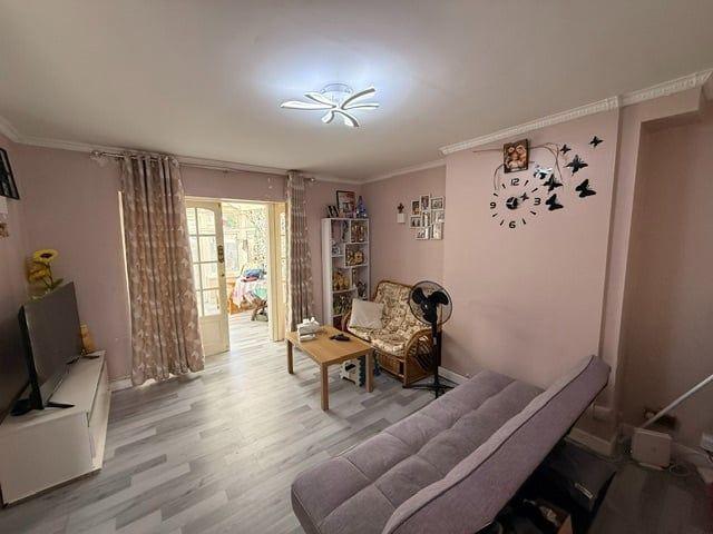 3 Bed Semi Detached House, Honiton Road, BS16