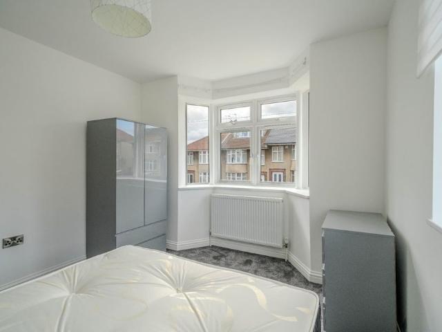 3 Bed Semi Detached House, Kipling Road, BS7