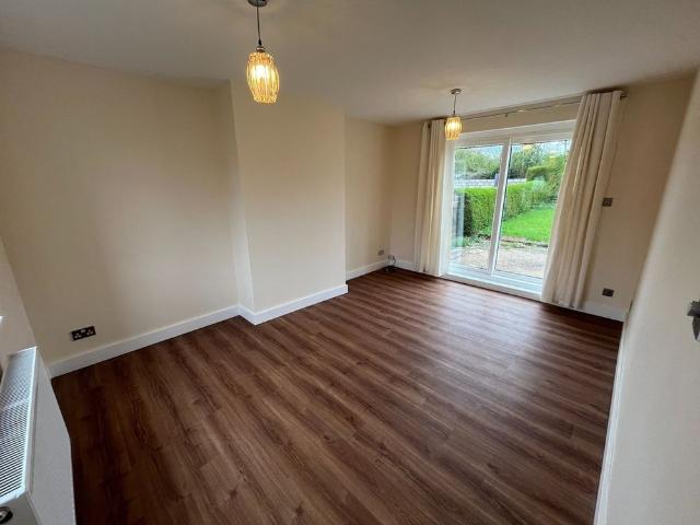 3 Bed Semi Detached House, Leinster Avenue, BS4