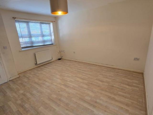 3 Bed Semi Detached House, Pavior Road, NG5