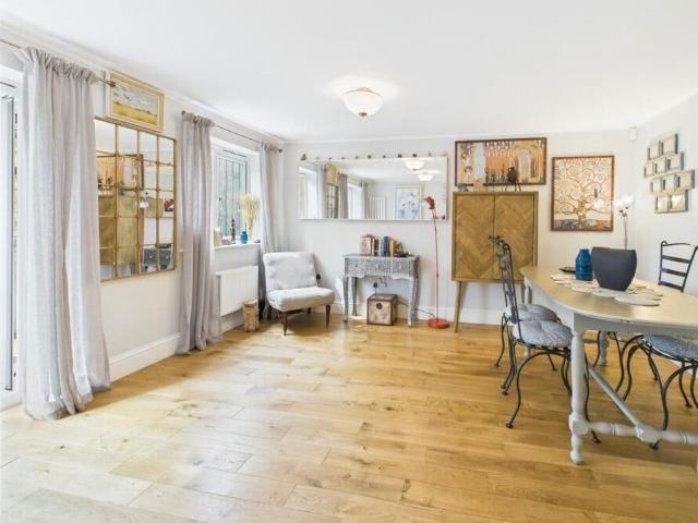 3 Bed Semi Detached House, Potternewton Crescent, LS7