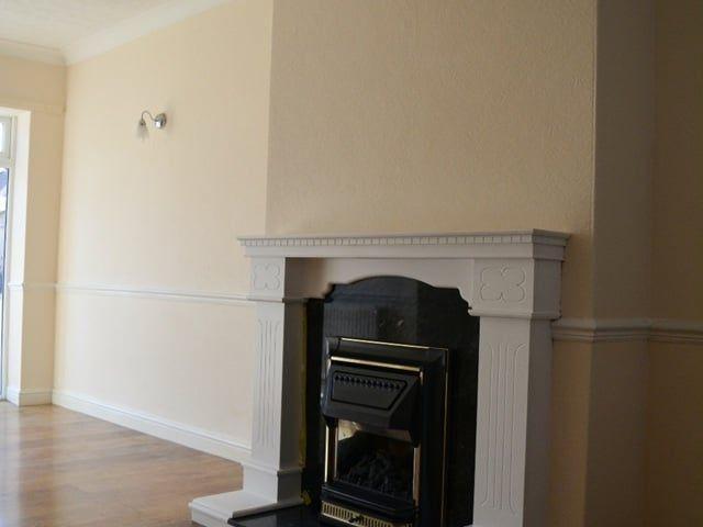 3 Bed Semi Detached House, Queensthorpe Close, LS13