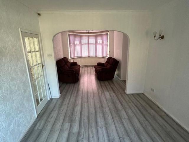 3 Bed Semi Detached House, Rockingham Road, B25