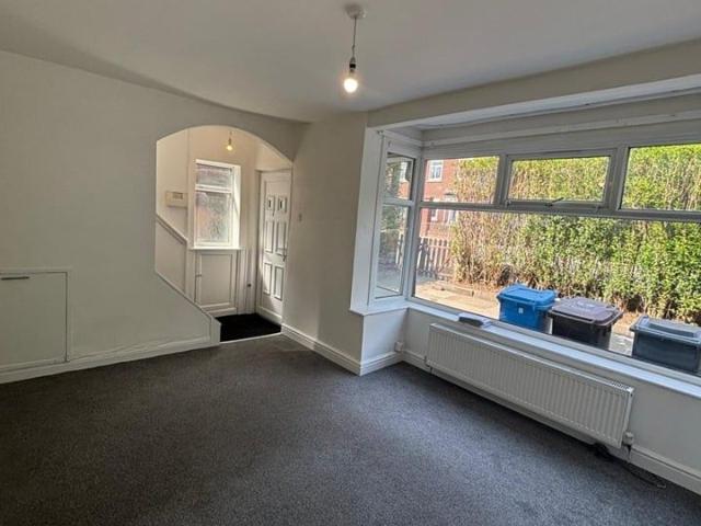 3 Bed Semi Detached House, St James Road, M7