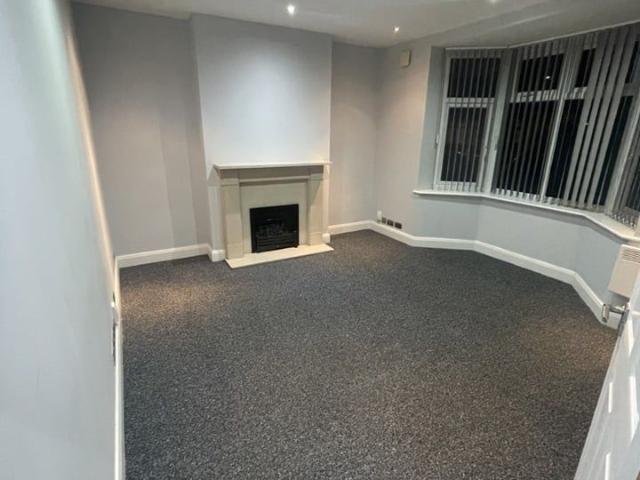 3 Bed Semi Detached House, Sykefield Avenue, LE3