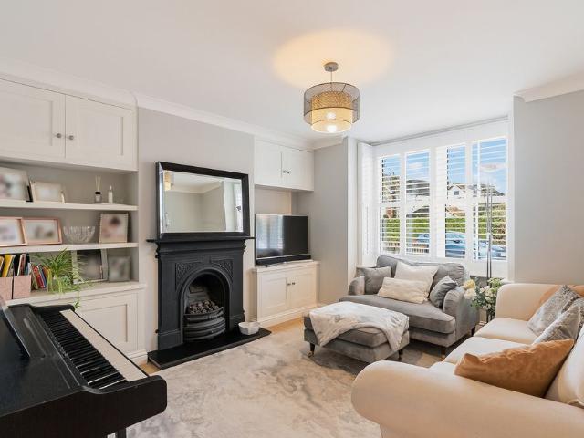 3 bed Semi Detached House To Let