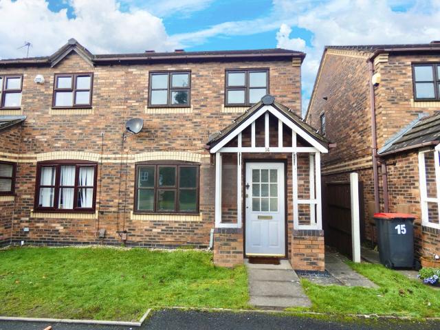 3 bed Semi Detached House to Let