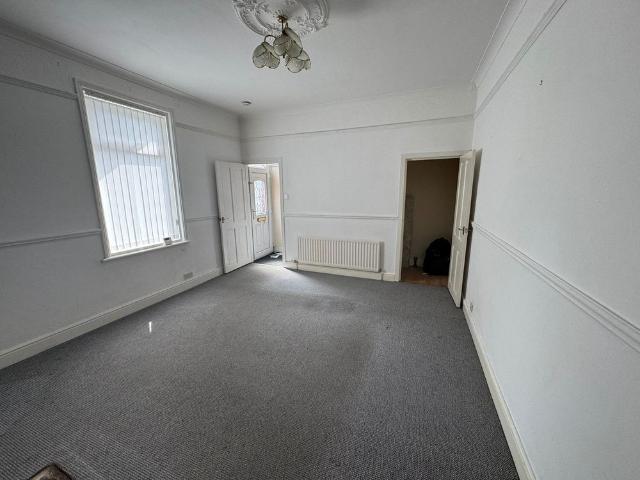 3 bed Semi Detached House To Let