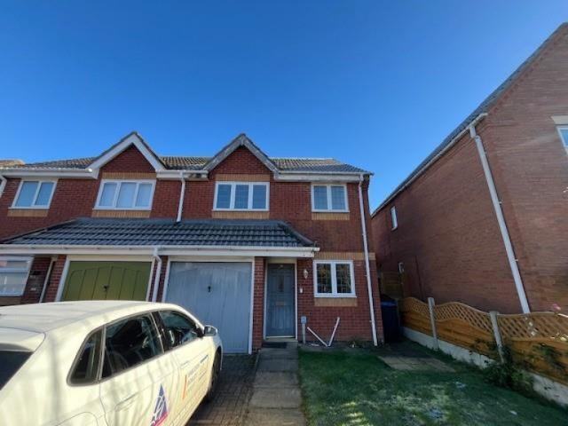 3 BED Semi detached house To rent