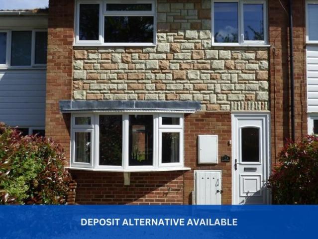 3 BED Semi detached house To rent
