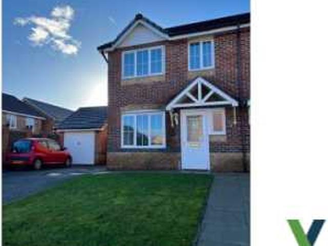 3 bed semi detached house to rent