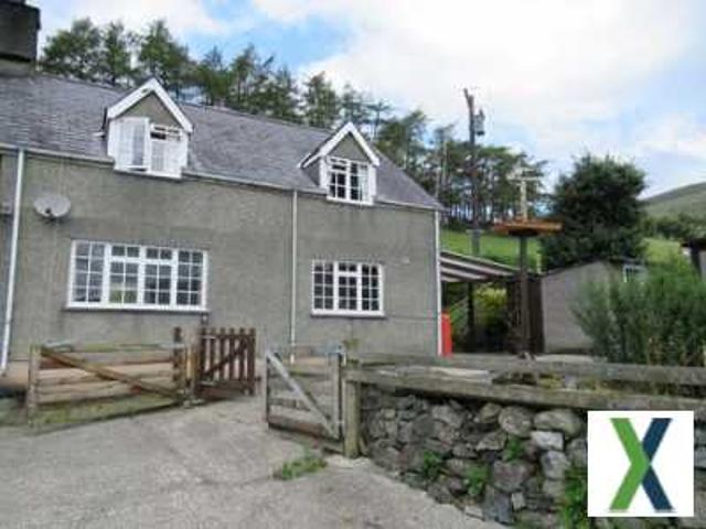 3 bed semi detached house to rent