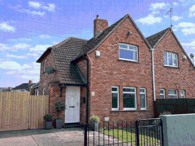 3 Bed Semi Detached House to rent