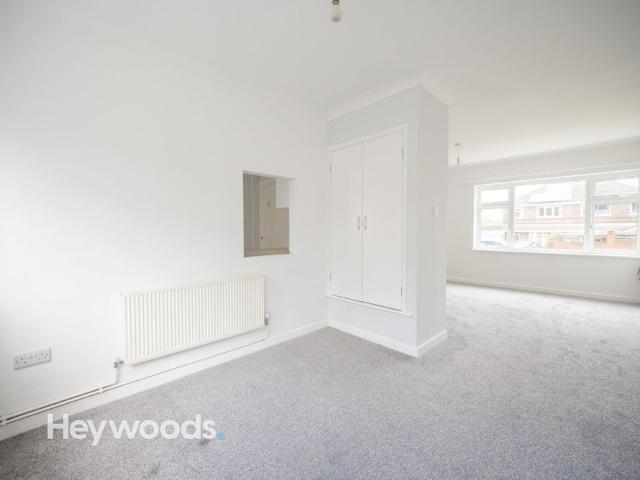 3 bed semi detached house to rent Galleys Bank, Kidsgrove, ST7