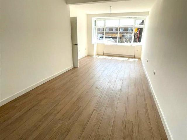 3 bed semi detached house to rent in Collier Drive, Edgware, HA8