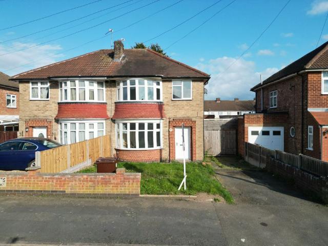 3 bed semi detached house to rent in Acacia Avenue, Birstall, Leicester