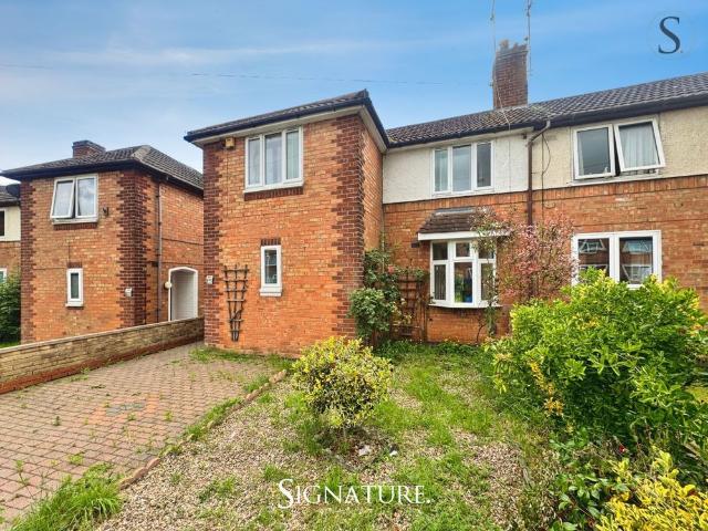 3 bed semi detached house to rent in Bendbow Rise, Leicester