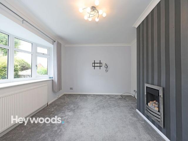 3 bed semi detached house to rent in Denbigh Close, Clayton, Newcastle ST5 3DL