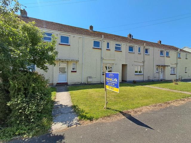 3 bed semi detached house to rent in Haverfordwest,, Pembrokeshire