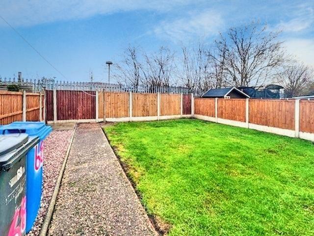 3 bed semi detached house to rent in Laurel Crescent, Long Eaton, NG10 3NN