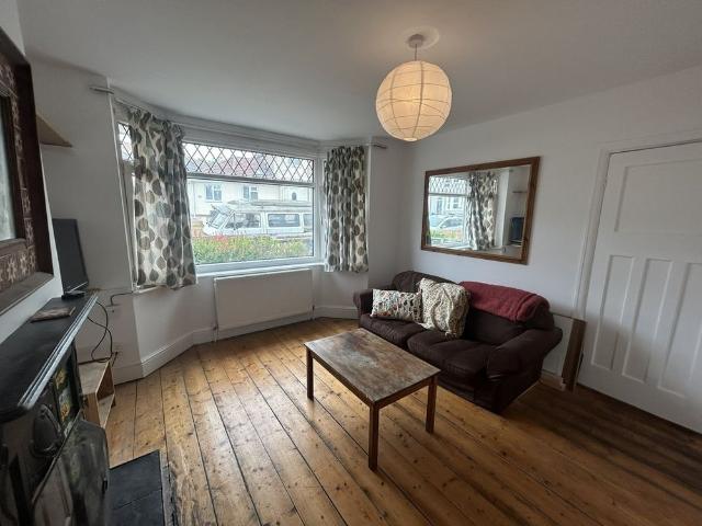 3 Bed Semi Detached House, Vera Road, BS16