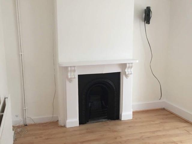 3 Bed Semi Detached House, Waddon Road, CR0