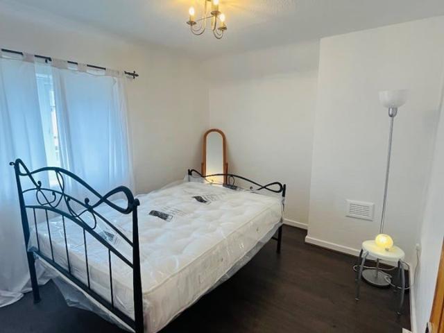 3 Bed Semi Detached House, Waterford St, NG6