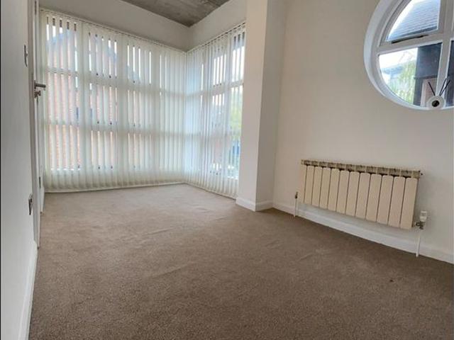 3 Bed Semi Detached House, Wellington Court, CB1
