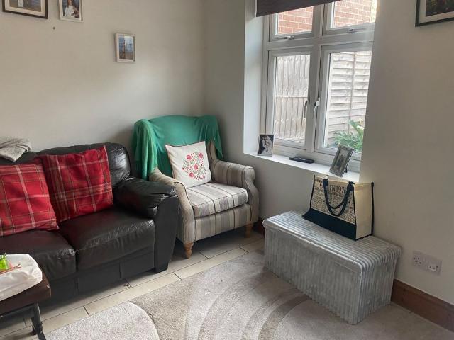 3 Bed Semi Detached House, Westhorne Avenue, SE9