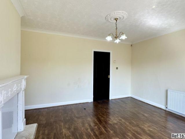 3 bed Semi detached in Weldon Crescent, Newcastle upon Tyne, NE7 7HX