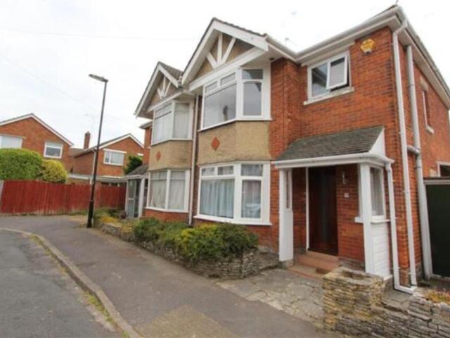 3 bed Semi Detached to rent in Rownhams Hampshire, SO16, from Enfields Southampton. 34281