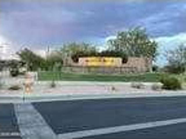3 Bedroom 3 Bath In Mesa Arizona 85207