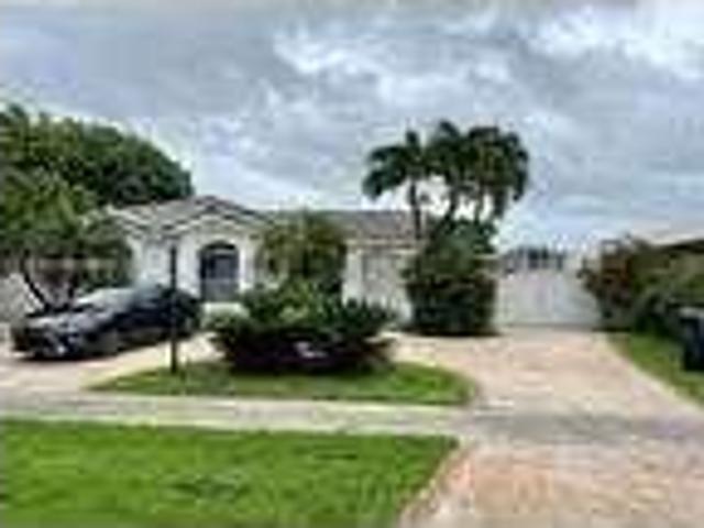 3 Bedroom 3 Bath In Miami Florida 33177