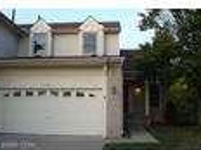 3 Bedroom 3 Bath In Novi Michigan 48374
