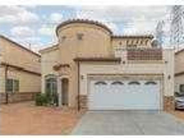 3 Bedroom 3 Bath In Bellflower California 90706