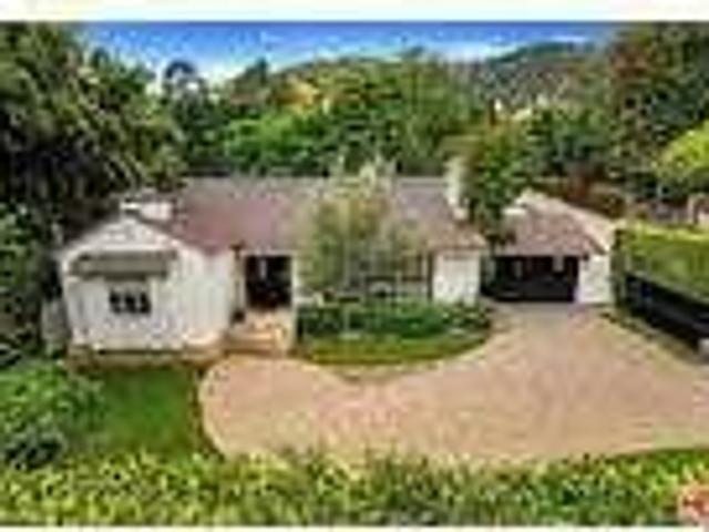 3 Bedroom 3 Bath In Beverly Hills California 90210