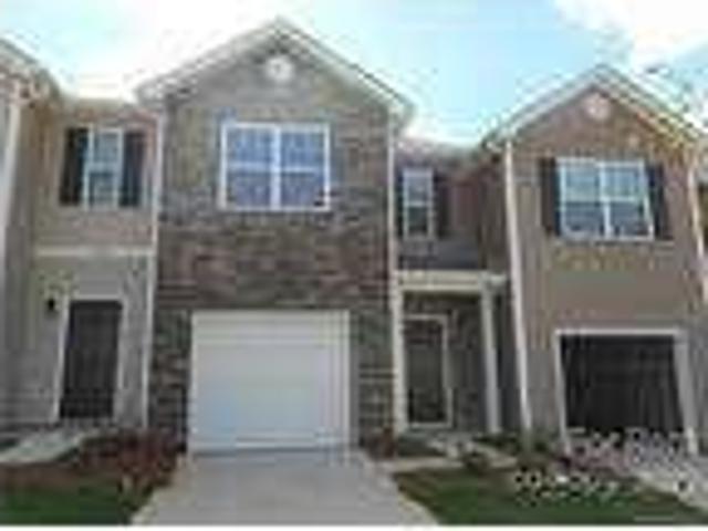 3 Bedroom 3 Bath In Charlotte North Carolina 28215