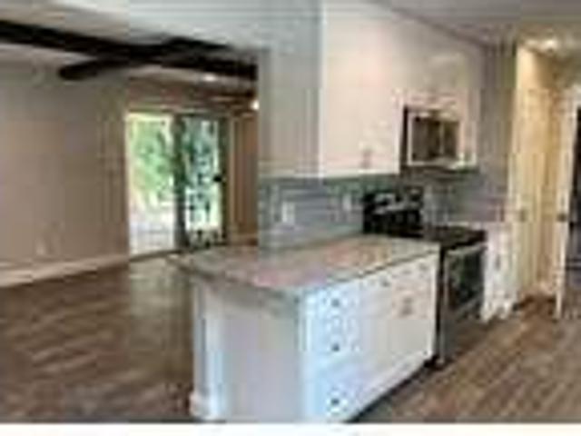 3 Bedroom 3 Bath In Dallas TX 75216