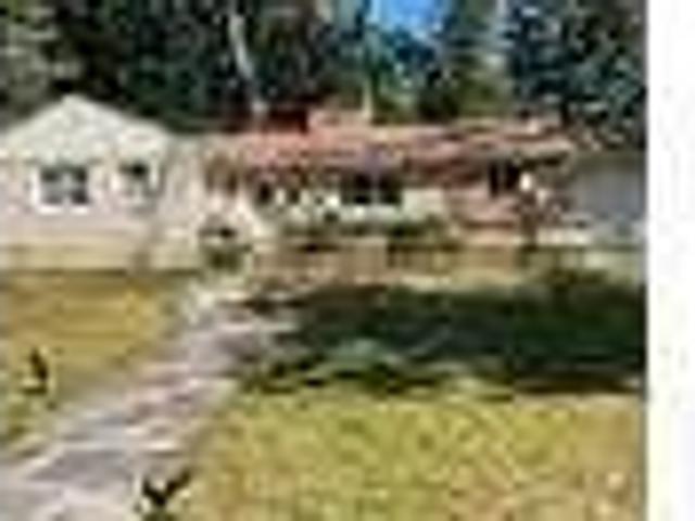 3 Bedroom 3 Bath In Deal New Jersey 07723