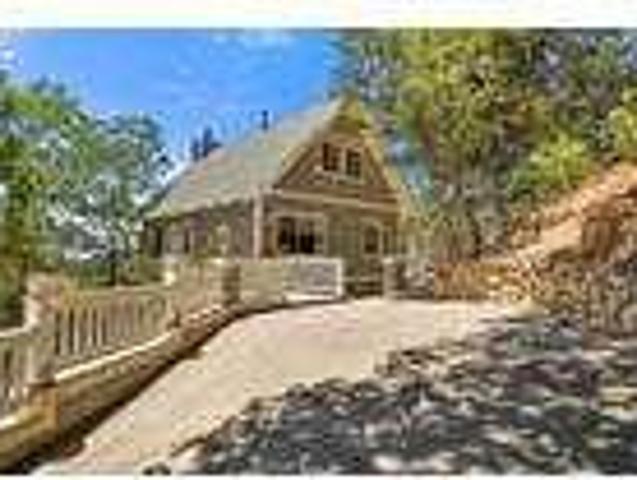 3 Bedroom 3 Bath In Lake Arrowhead California 92352