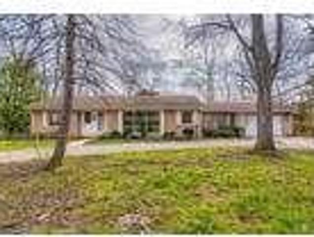 3 Bedroom 3 Bath In Long Grove Illinois 60047