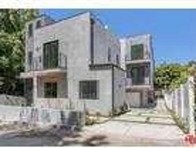3 Bedroom 3 Bath In Los Angeles California 90026