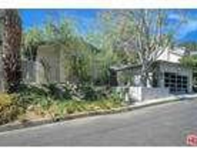3 Bedroom 3 Bath In Los Angeles California 90046