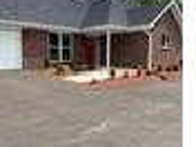 3 Bedroom 3 Bath In Louisville Kentucky 40214