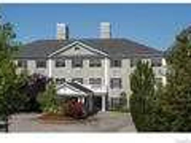 3 Bedroom 3 Bath In Roslyn NY 11576