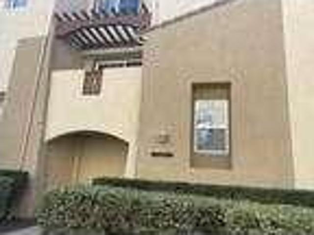 3 Bedroom 3 Bath In San Marcos California 92078
